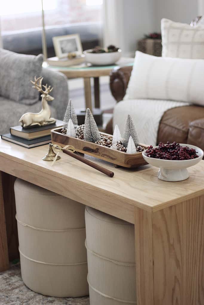 Neutral Christmas Decor
